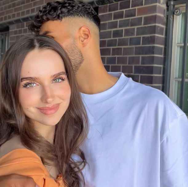 Louisa Jindaoui Alter, Vermögen, Freund, Schwester, Eltern, Größe